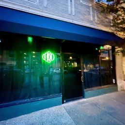 MAINLANDER - TEMP. CLOSED - Updated August 2025 - 174 Photos & 59 ...