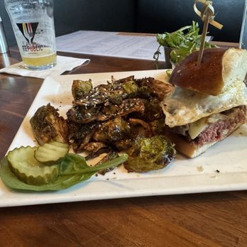 REPUBLIC GASTROPUB - Updated November 2025 - 484 Photos & 509 Reviews ...