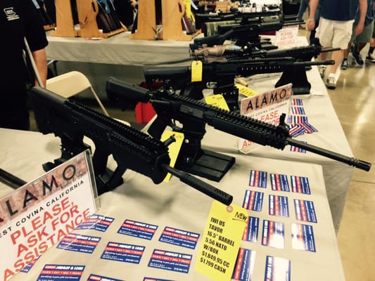 CROSSROADS OF THE WEST GUN SHOW - Updated December 2025 - 38 Photos ...