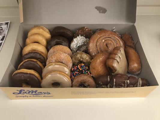 LAMAR’S DONUTS AND COFFEE - Updated May 2025 - 125 Photos & 25 Reviews ...
