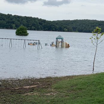 THE LAKESHORE TREEHOUSE RESORT - Updated August 2025 - 10 Photos - 1446 ...