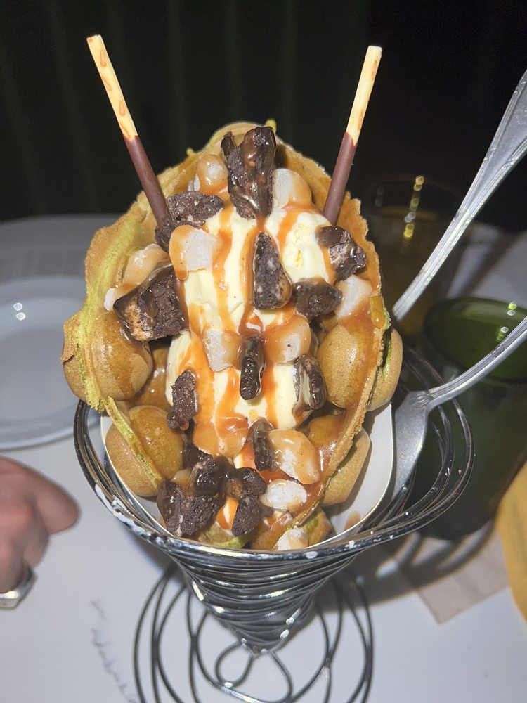 ANTHEM - 808 Photos & 512 Reviews - 91 Rainey St, Austin, TX - Menu - Yelp