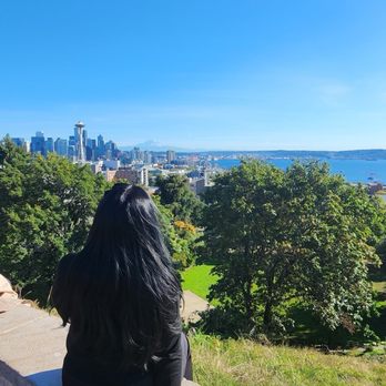 KERRY PARK - Updated March 2025 - 2065 Photos & 1042 Reviews - 211 W ...