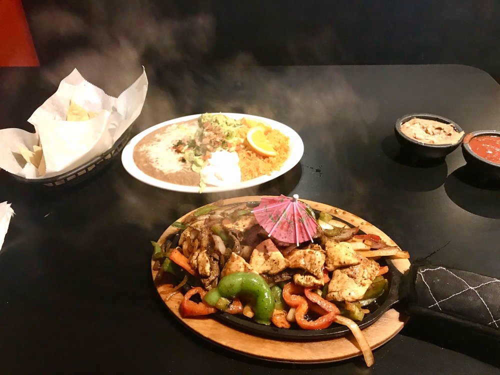 AGAVES MEXICAN GRILL - 110 Photos & 179 Reviews - 731 E Yosemite Ave ...