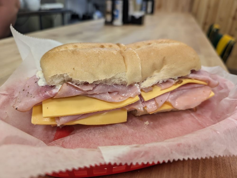 ROCKIN ROB’S - Updated December 2025 - 10 Photos - 1532 E Racine St ...