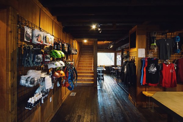 RIVERFRONT ROCK GYM - 11 Photos - 1319 Walla Walla Ave, Wenatchee, WA ...