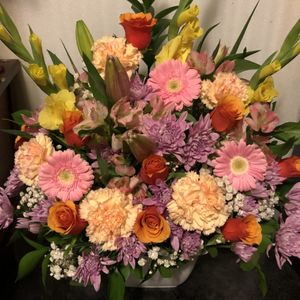 TALIA FLOWERS - Updated May 2025 - 21 Photos - 2401 Bank Street, Ottawa ...