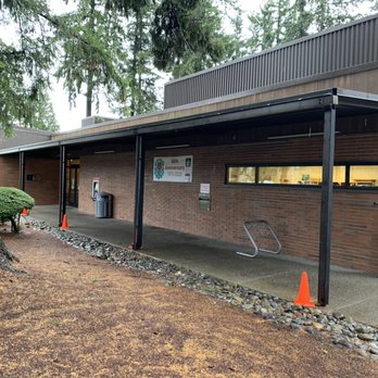 KINGSGATE LIBRARY - Updated October 2025 - 26 Photos & 25 Reviews ...