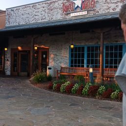 SWEETWATER TAVERN - Updated July 2025 - 898 Photos & 1203 Reviews ...