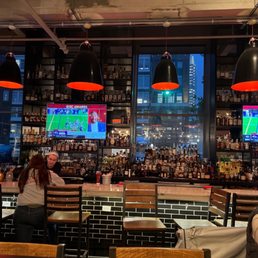 THE SMOKE SHOP BBQ - SEAPORT - Updated December 2025 - 514 Photos & 504 ...