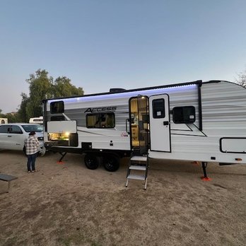 GIANT RV - Updated June 2025 - 212 Photos & 532 Reviews - 1300 E Santo ...