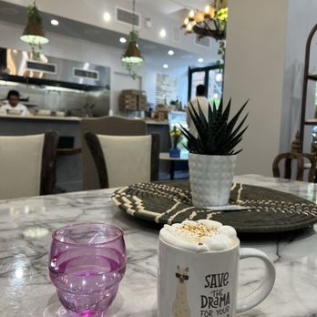 HUNGRY LLAMA - Updated September 2024 - 56 Photos & 24 Reviews - 679 ...