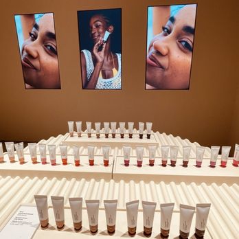 GLOSSIER NYC - Updated October 2025 - 94 Photos & 23 Reviews - 72 ...