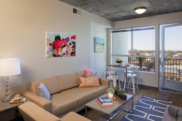 UNIVERSITY HOUSE MIDTOWN - Updated July 2025 - 64 Photos & 49 Reviews ...