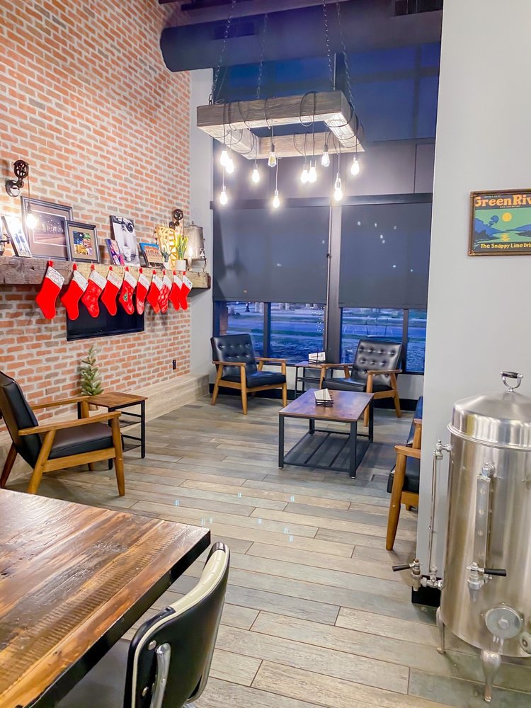 SMOKEY ROW COFFEE - ANKENY - Updated May 2024 - 16 Photos & 20 Reviews ...