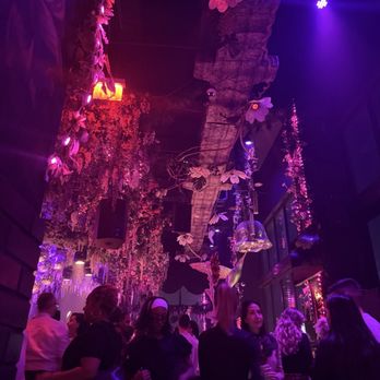 SOMEWHERE NOWHERE NYC - LOUNGE, NIGHTCLUB & ROOFTOP POOL - Updated ...