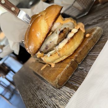 PRETTY GIRLS COOK - Updated July 2025 - 285 Photos & 223 Reviews - 1016 ...