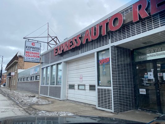 EXPRESS AUTO BODY & REPAIR - Updated November 2025 - 61 Photos & 112 ...