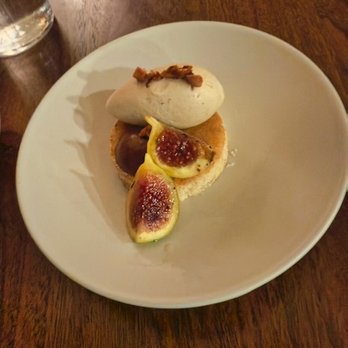 CLAUDINE - Updated December 2025 - 48 Photos & 11 Reviews - 225 ...