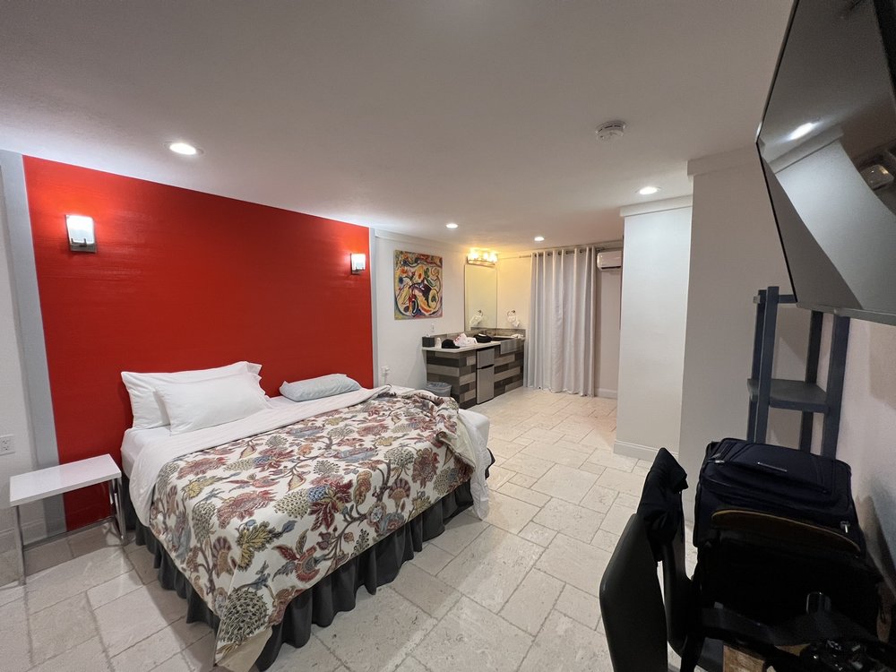 RETREAT AT CRYSTAL MANATEE - Updated August 2024 - 40 Photos & 18 ...