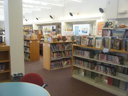 NORTH KINGSTOWN FREE LIBRARY - Updated December 2025 - 20 Photos - 100 ...