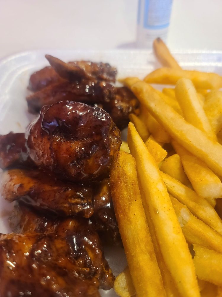 R&R EXTREME WINGS - Updated October 2025 - 138 Photos & 151 Reviews ...