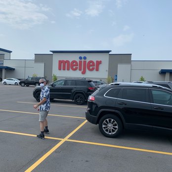 MEIJER - Updated December 2025 - 54 Photos - 1818 S Rapids Rd ...