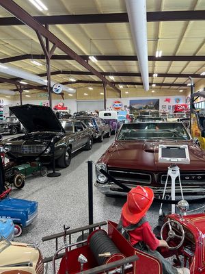 BRAY’S MOTOR MUSEUM - Updated November 2024 - 1979 I-45 N, Madisonville ...