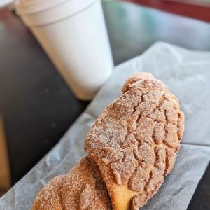 CALUMET BAKERY - Updated March 2025 - 27 Photos & 28 Reviews - 2510 E ...