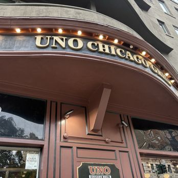 UNO PIZZERIA & GRILL - Updated April 2026 - 402 Photos & 374 Reviews ...