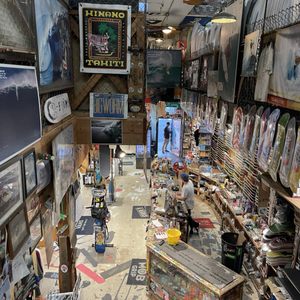 DIVE N’ SURF - Updated November 2025 - 107 Photos & 168 Reviews - 504 N ...