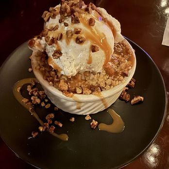 SHUCKERS OYSTER BAR - Updated January 2026 - 708 Photos & 640 Reviews ...