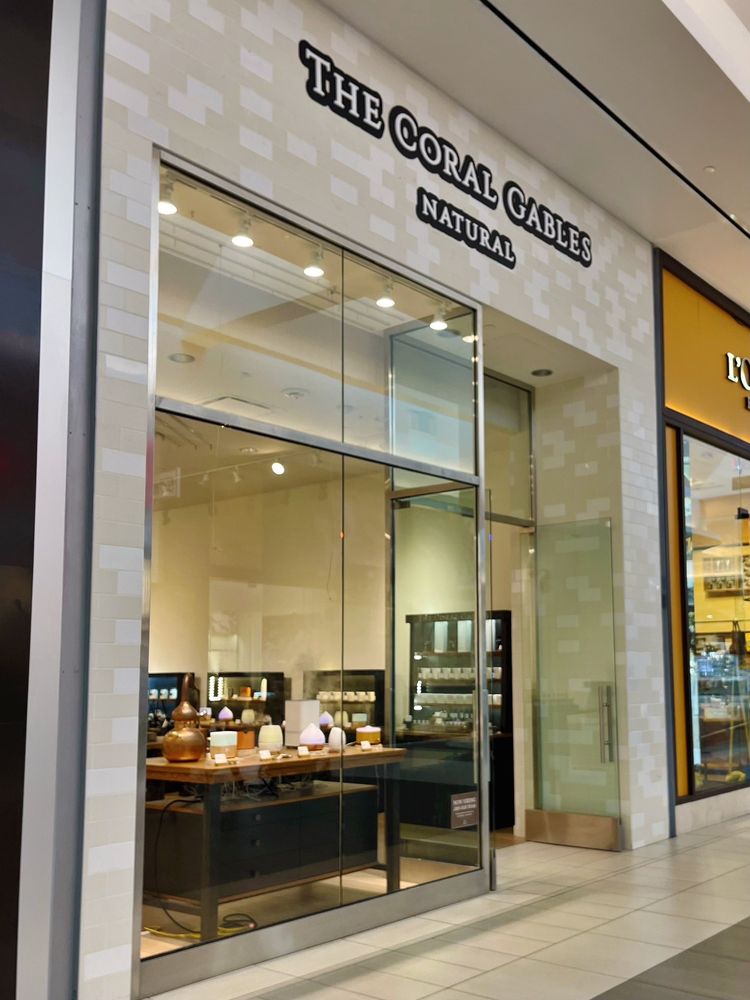 THE CORAL GABLES - Updated October 2025 - 21712 Hawthorne Blvd ...