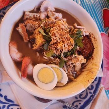 ASEAN STREAT FOOD HALL - Updated June 2024 - 540 Photos & 197 Reviews ...