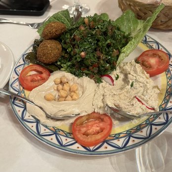 LE SAJJ RESTAURANT - Updated January 2026 - 79 Photos & 152 Reviews ...