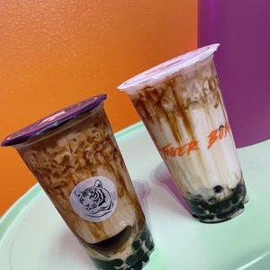TIGER BOBA - 142 Photos & 49 Reviews - 5235 E Kings Canyon Rd, Fresno ...