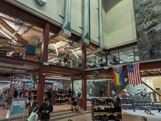 MESA RIM CLIMBING CENTER - MISSION VALLEY - Updated May 2024 - 133 ...