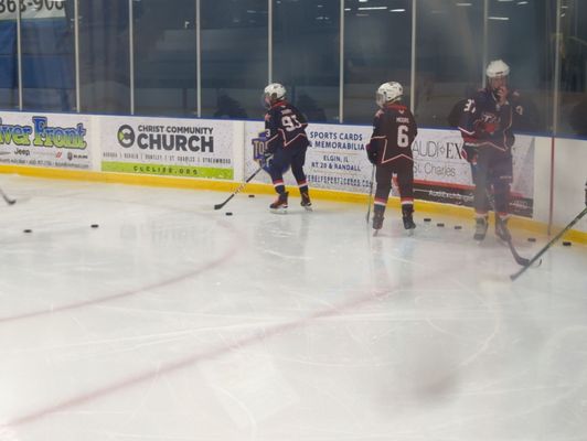 FOX VALLEY ICE ARENA - Updated December 2025 - 12 Photos & 20 Reviews ...