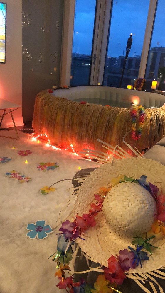 JACOZY HOT TUB RENTAL - Updated December 2024 - Toronto, Ontario ...