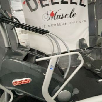 DEEZEL MUSCLE - Updated October 2025 - 38 Photos & 35 Reviews - 2120 E ...