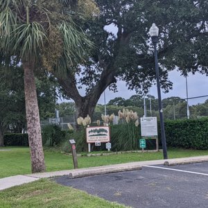 JAMES ISLAND RECREATION COMPLEX - Updated June 2025 - 43 Photos - 1088 ...