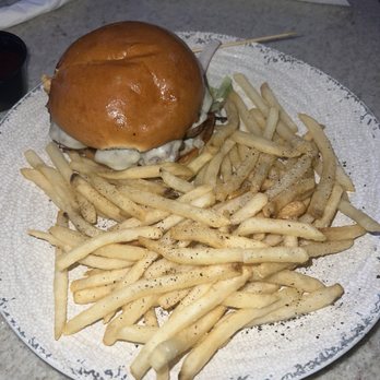 RIVAL - Updated October 2025 - 77 Photos & 43 Reviews - 911 Freeport Rd ...