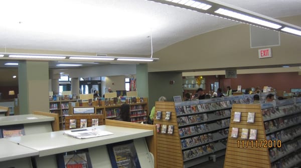 INDIAN PRAIRIE PUBLIC LIBRARY - Updated November 2025 - 21 Photos & 23 ...