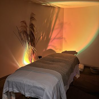 WATERSHED SPA - Updated December 2025 - 29 Photos & 32 Reviews - 514 ...