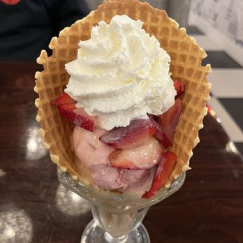 WHITE RABBIT DESSERT EXPERIENCE - Updated December 2025 - 394 Photos ...