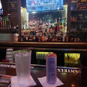 STATS SPORTS BAR AND GRILL - 76 Photos & 118 Reviews - 10850 Louetta Rd ...