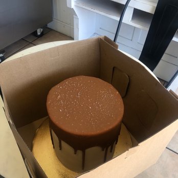 FROSTED CAKERY - Bakery in Fresno, California at 1292 N Wishon Ave ...