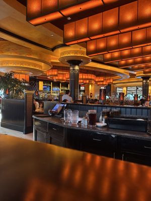 THE CHEESECAKE FACTORY - Updated May 2025 - 5706 Photos & 2129 Reviews ...