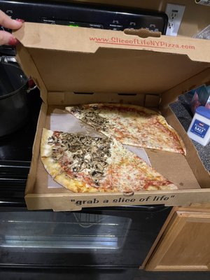 SLICE OF LIFE PIZZERIA - Updated January 2026 - 40 Photos & 132 Reviews ...