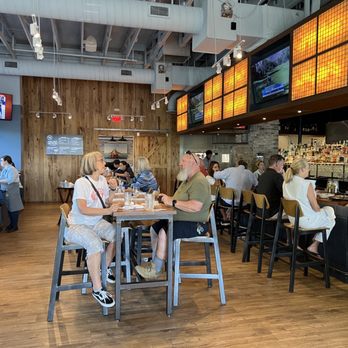 SALT TRADERS ZILKER - Updated May 2024 - 829 Photos & 449 Reviews ...